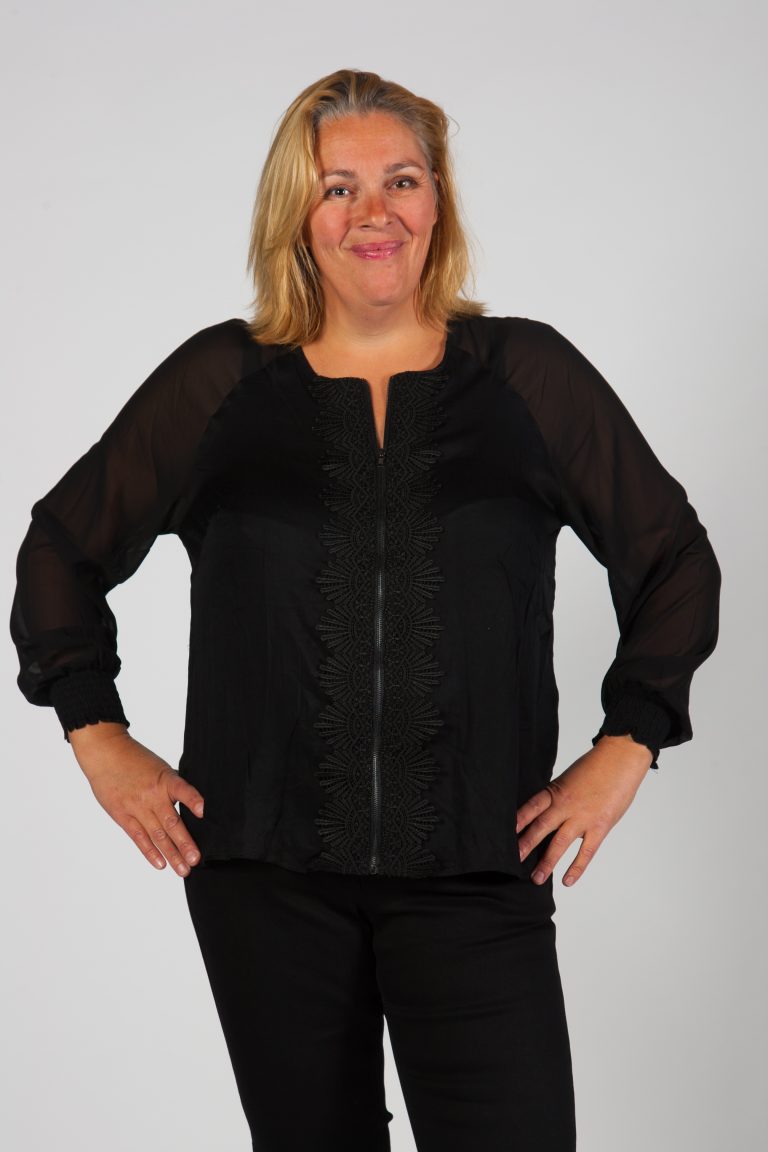 Fenna shirt of dun vestje van ZbyZ met detail rond de rits • Nouks Place